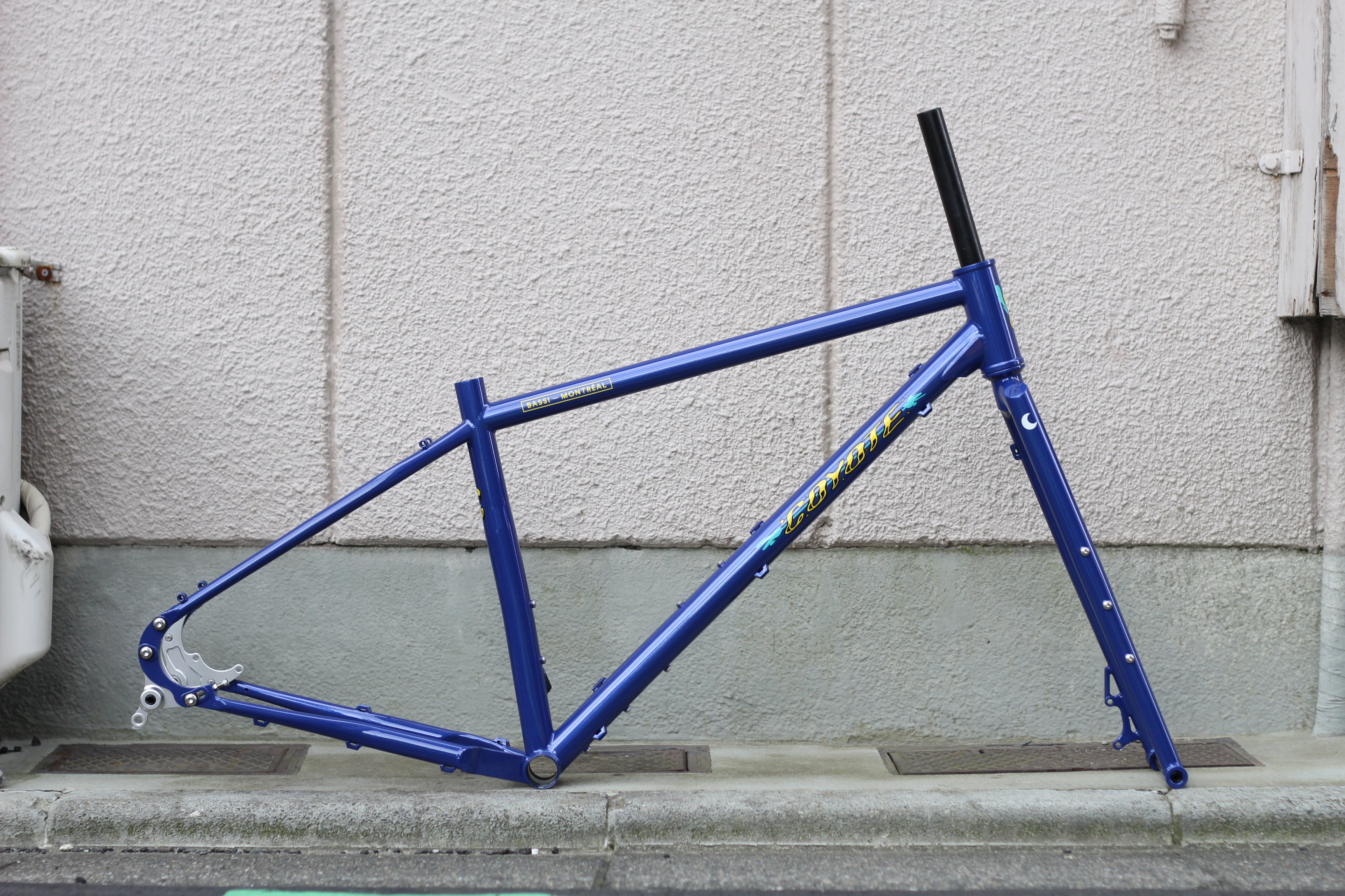 BASSI BIKES "COYOTE" – CRUMBWORKS